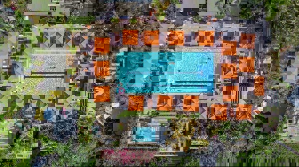 Four Seasons Los Angeles At Beverly Hills - Los Angeles, CA