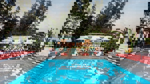 Hôtel La Tartane Saint -Tropez - Saint-Tropez