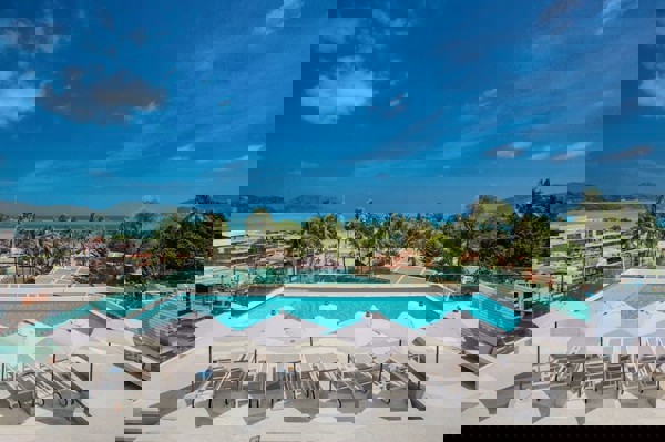 The Bloc Hotel Phuket - Patong Beach