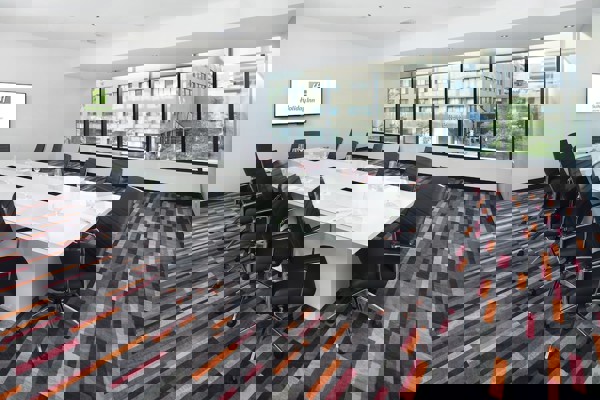 Holiday Inn Hotel & Suites Montreal Centre-ville Ouest By Ihg - Montréal, QC