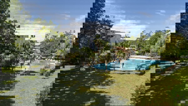 Hotel-restaurant Les Oliviers - Livron-sur-Drôme