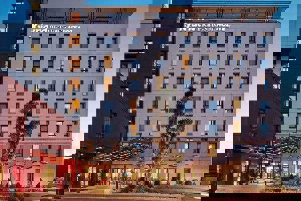 Kyriad Prestige Lyon Est - Saint Priest Eurexpo Hotel And Spa - Saint-Priest